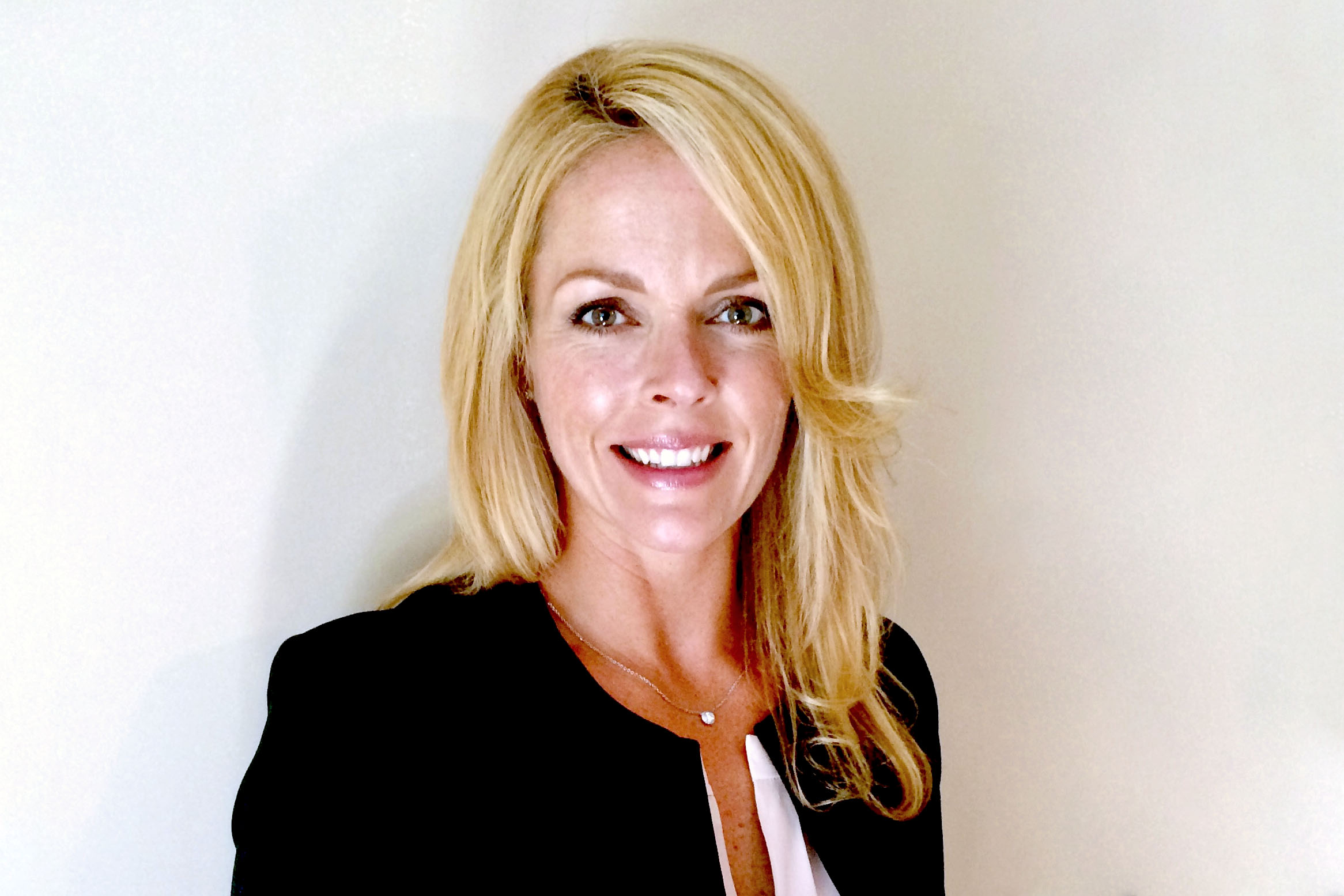 Help Us Welcome Amber Peluso to the Specification Team! - Platsky.com